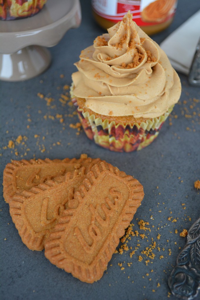 Cupcakes mit Lotus-Topping