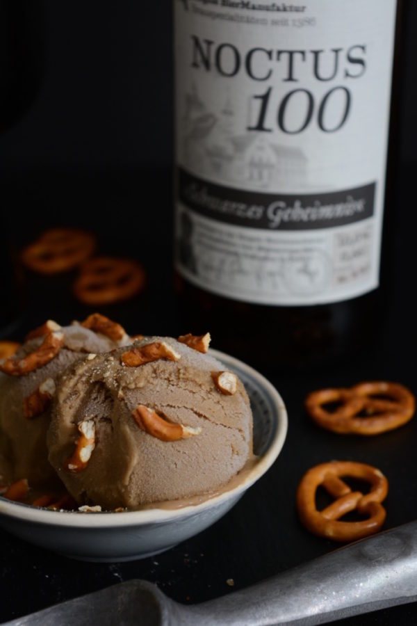 Die Freien Brauer und ein Stout Bier Eis