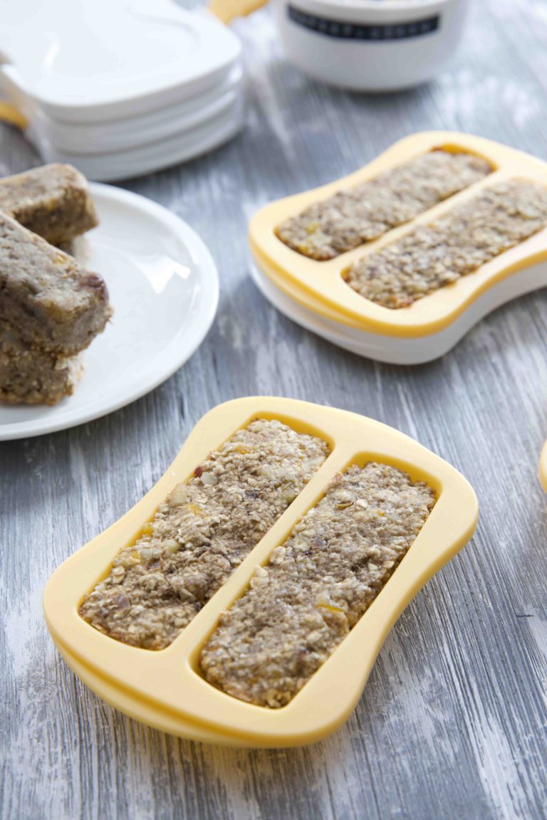 Fruchtriegel mit Banane und getrockneten Früchten